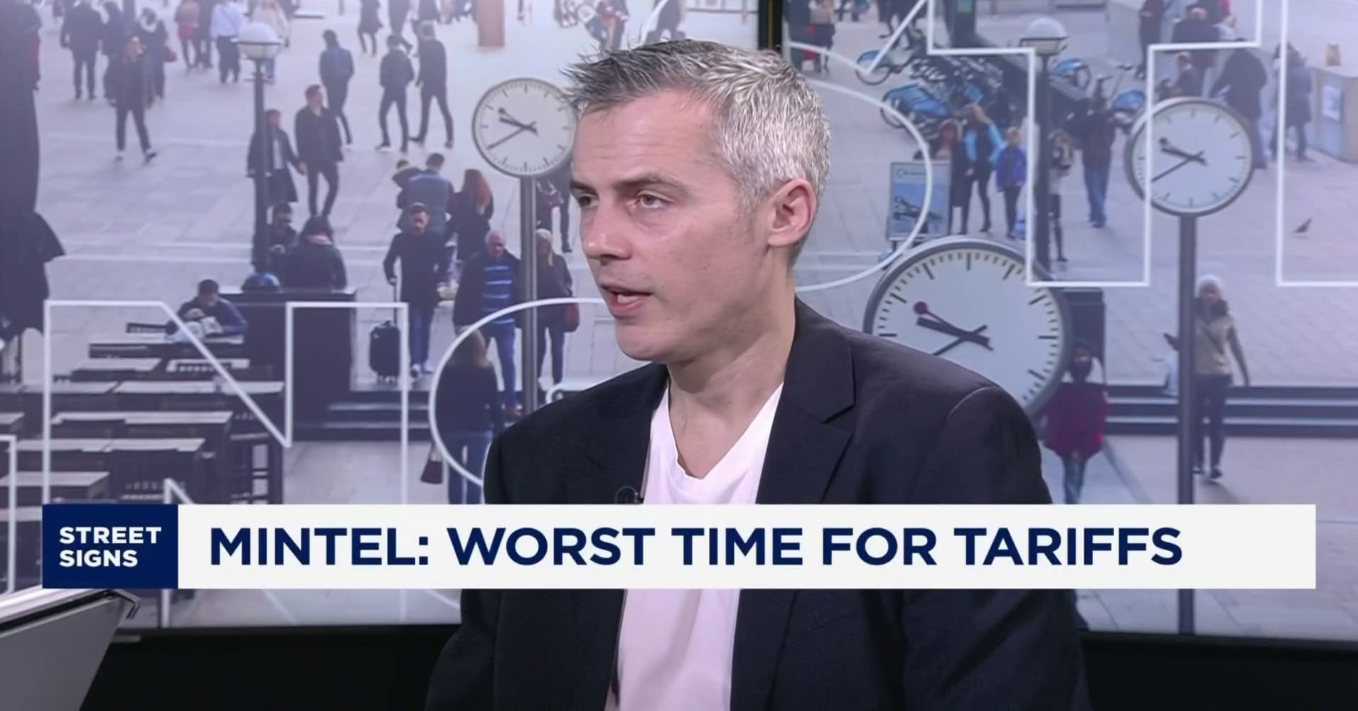 U.S. tariffs would deal a major blow to alcohol companies, analyst says