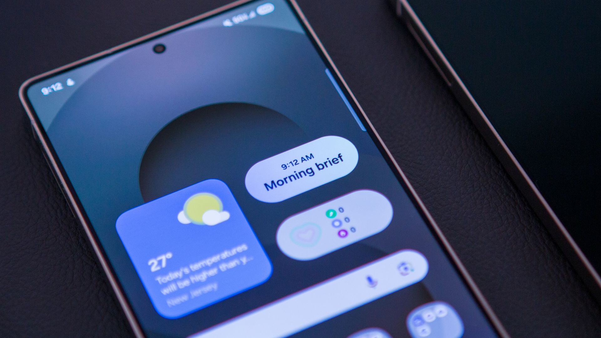 Galaxy S25 Ultra's durability test showcases its stronger build and ...