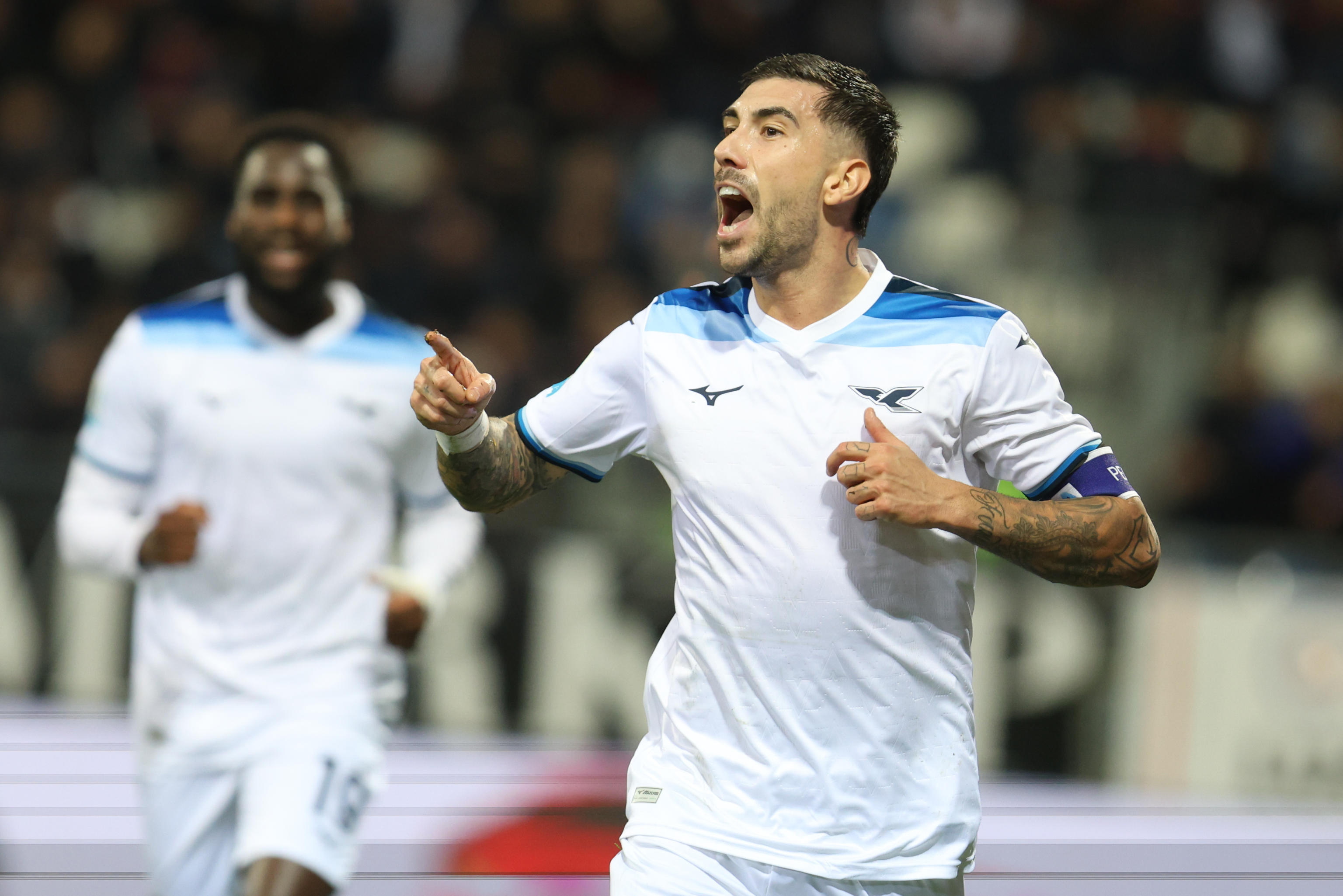 Soccer: Lazio win in Cagliari to regain fourth place