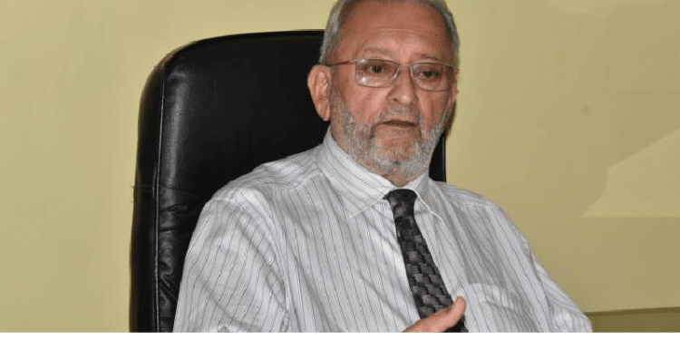 Story of Azym Dossa: The Founder and Owner of Easy Coach