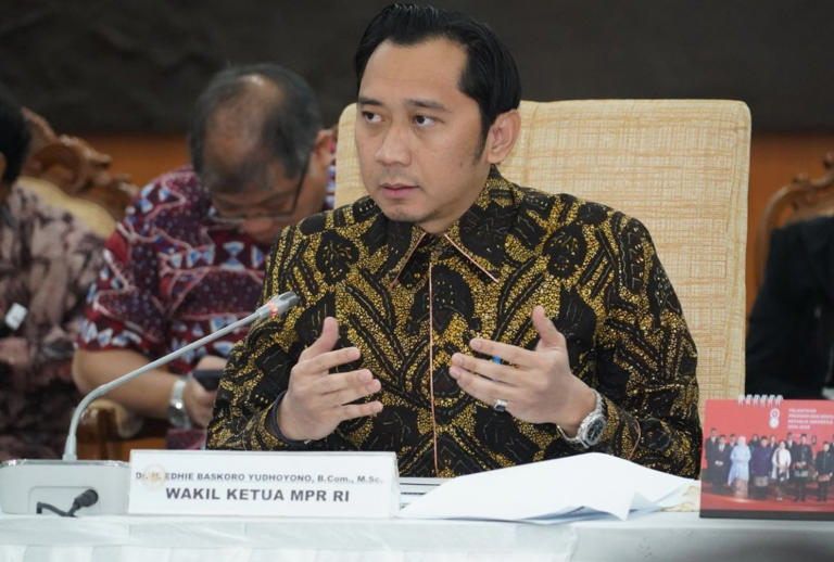 Pengecer Bisa Jual LPG 3 Kg, Waka MPR Apresiasi Keputusan Prabowo Pengecer Bisa Jual LPG 3 Kg, Waka MPR Apresiasi Keputusan Prabowo