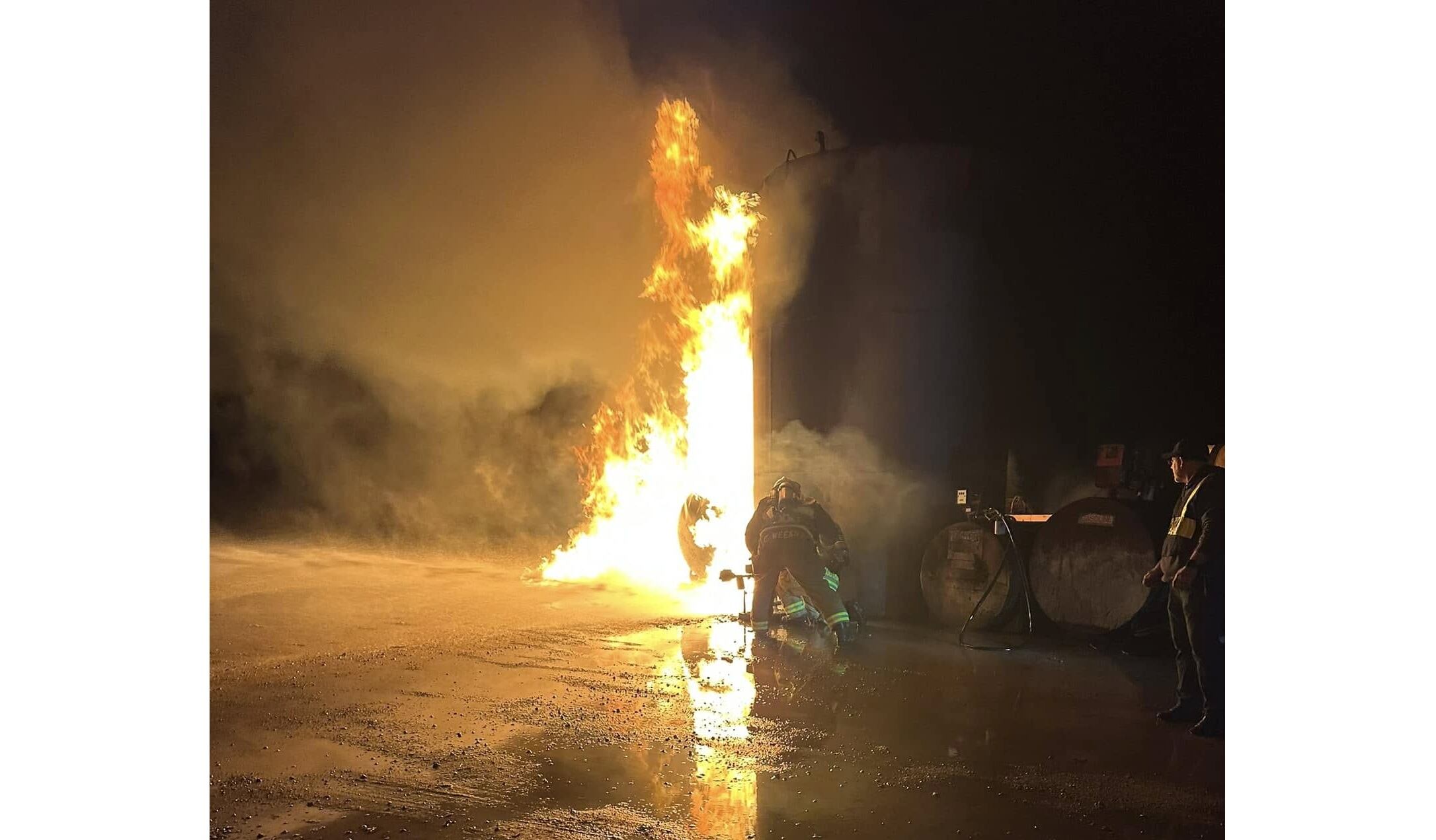 Crews battle fuel storage tank fire in Campbell, Mo.