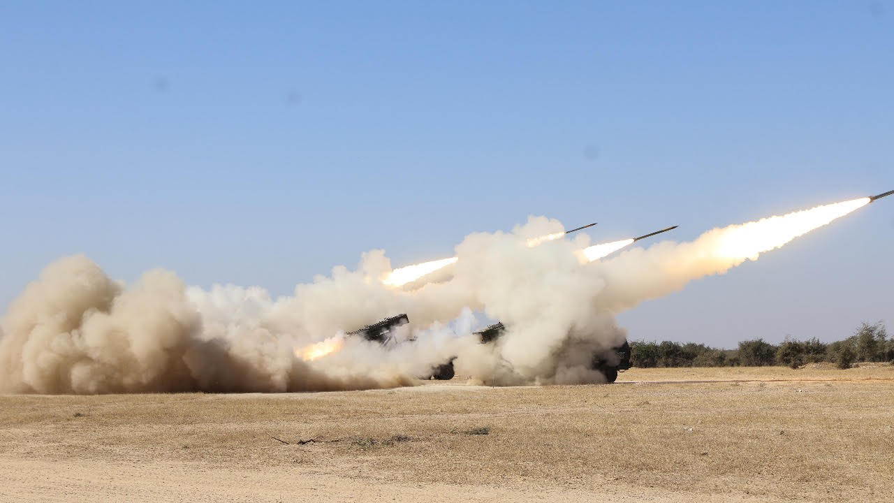 Army conducts firepower exercise of units deployed in Sikkim, Siliguri ...