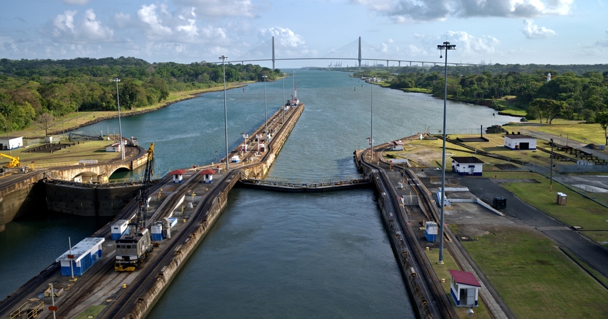 Trump Orders U.S. Troops to Draft Plans for Potential Panama Canal Takeover