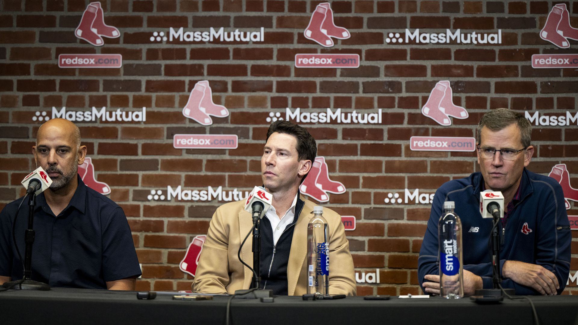 Red Sox News & Links: A front office divided?