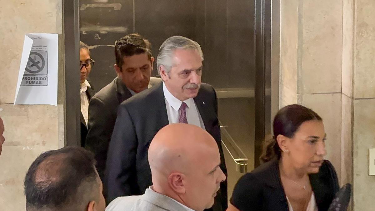 Confirman el procesamiento de Alberto Fernández en la causa por violencia de género contra ...