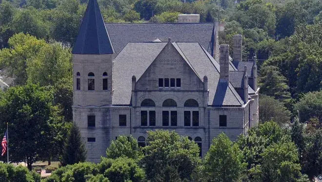 Wayne County man gets 9 years for stabbing, confinement convictions