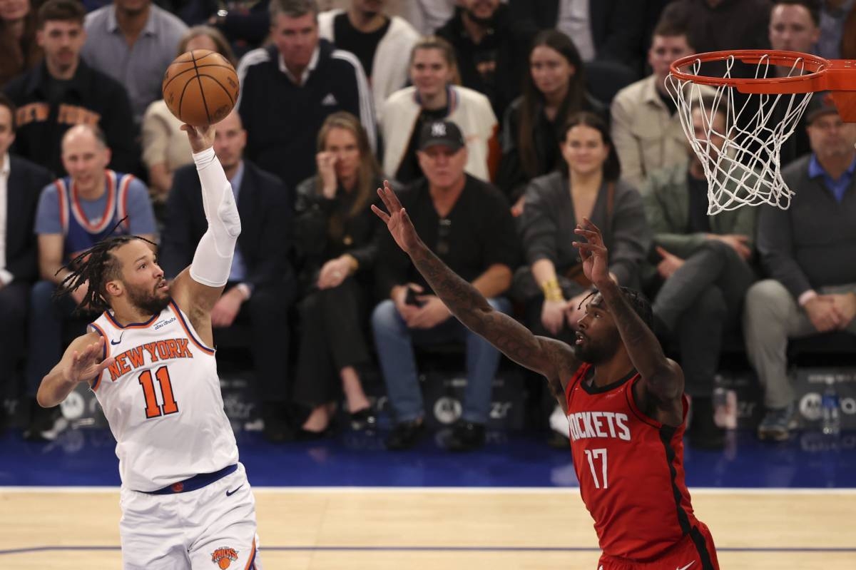Brunson powers Knicks past Rockets
