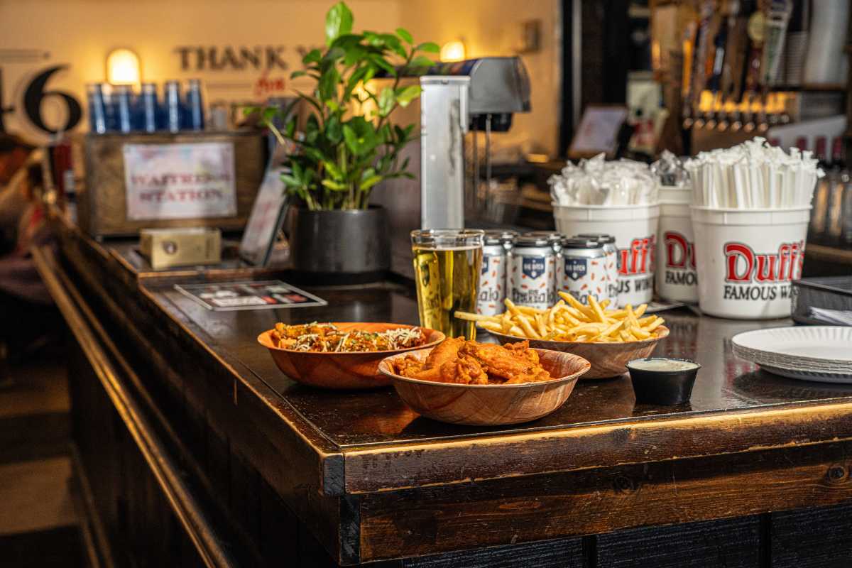 Duff’s Famous Wings