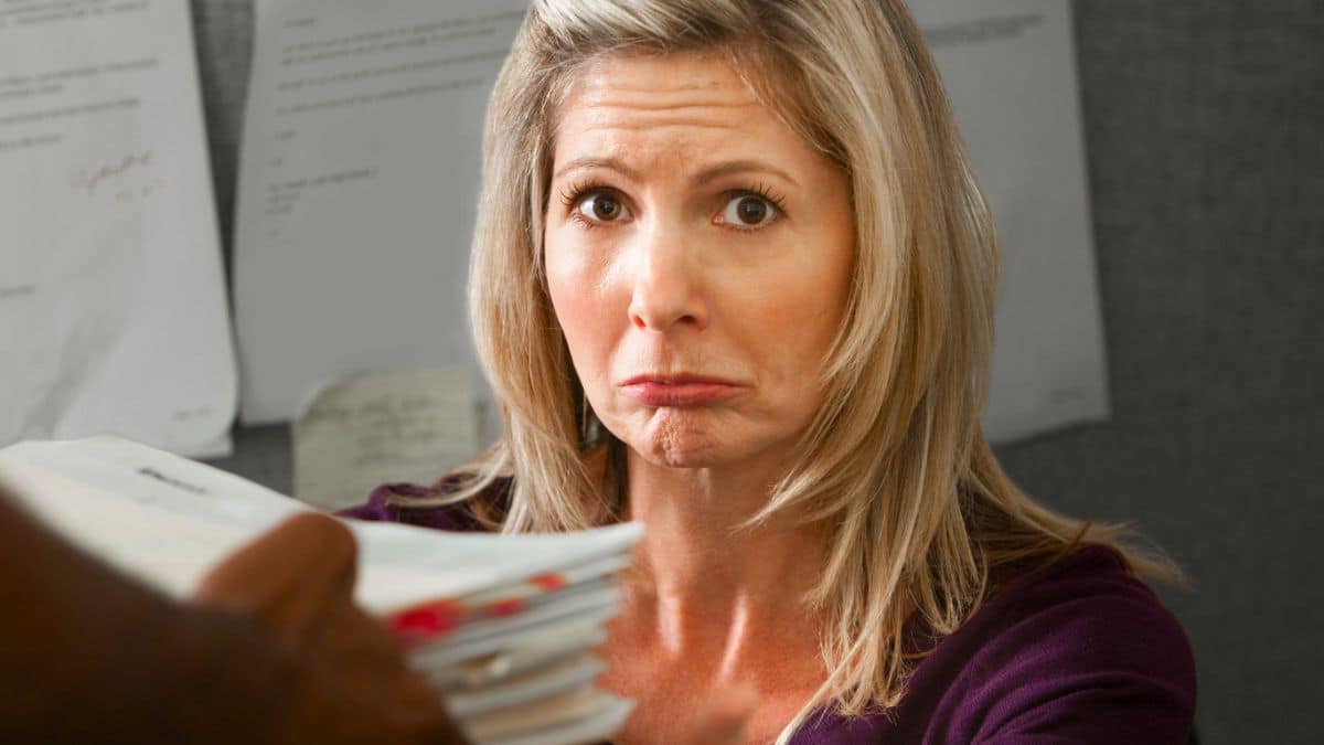 15 Common Office Mistakes Costing People That Raise