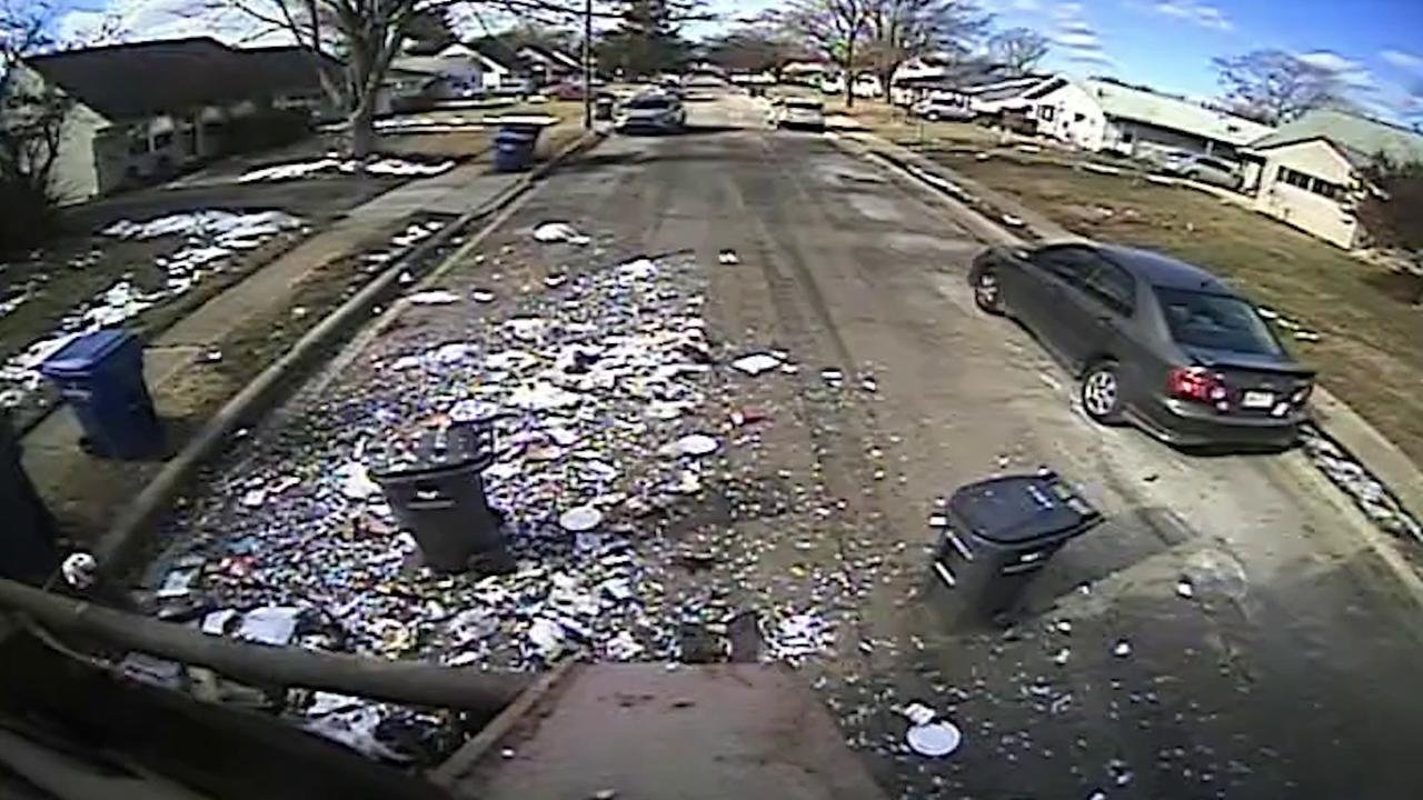 Oxygen tank explodes while being loaded into garbage truck in Ohio