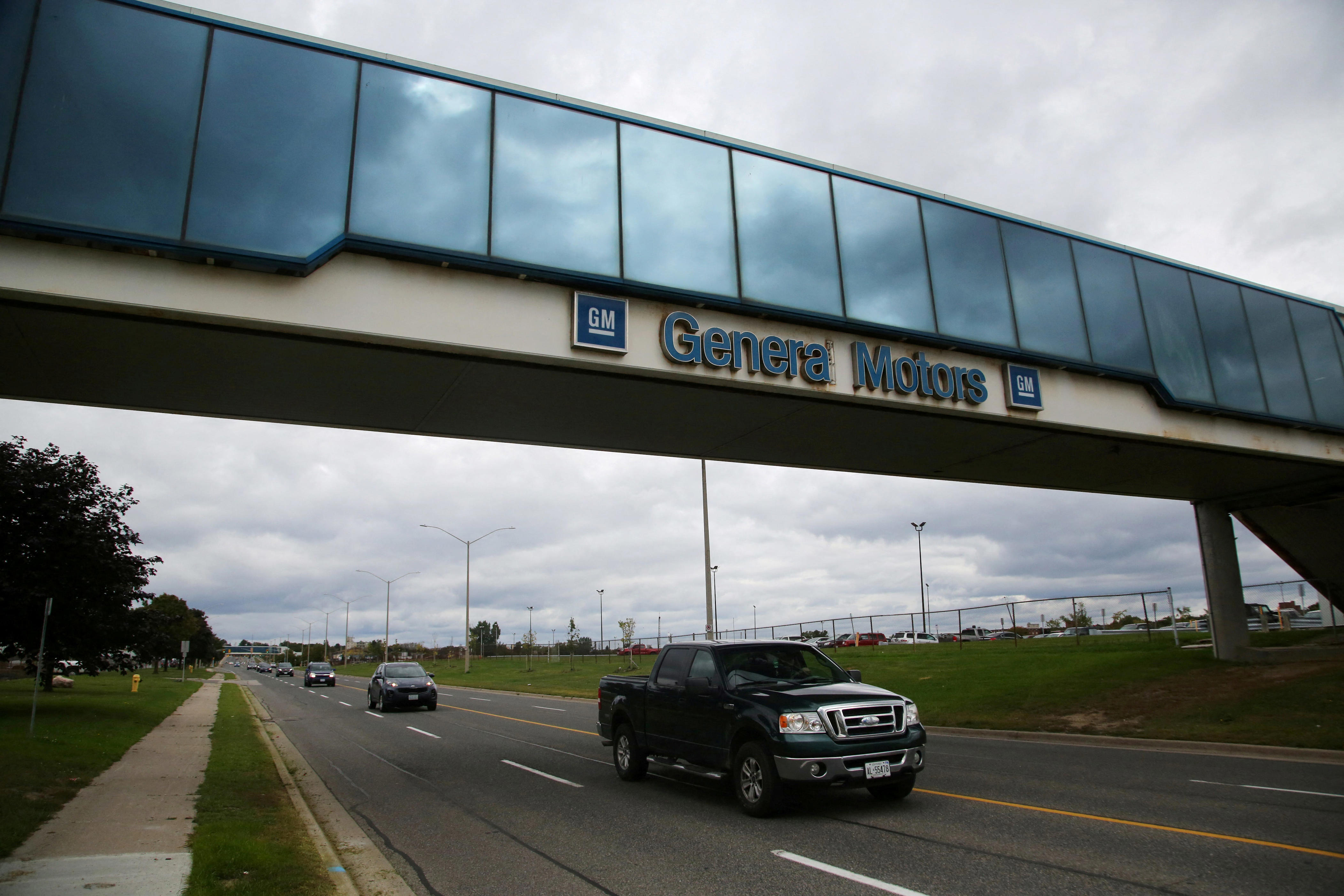 Auto tariffs can't realistically stick, even as Trump calls them ...