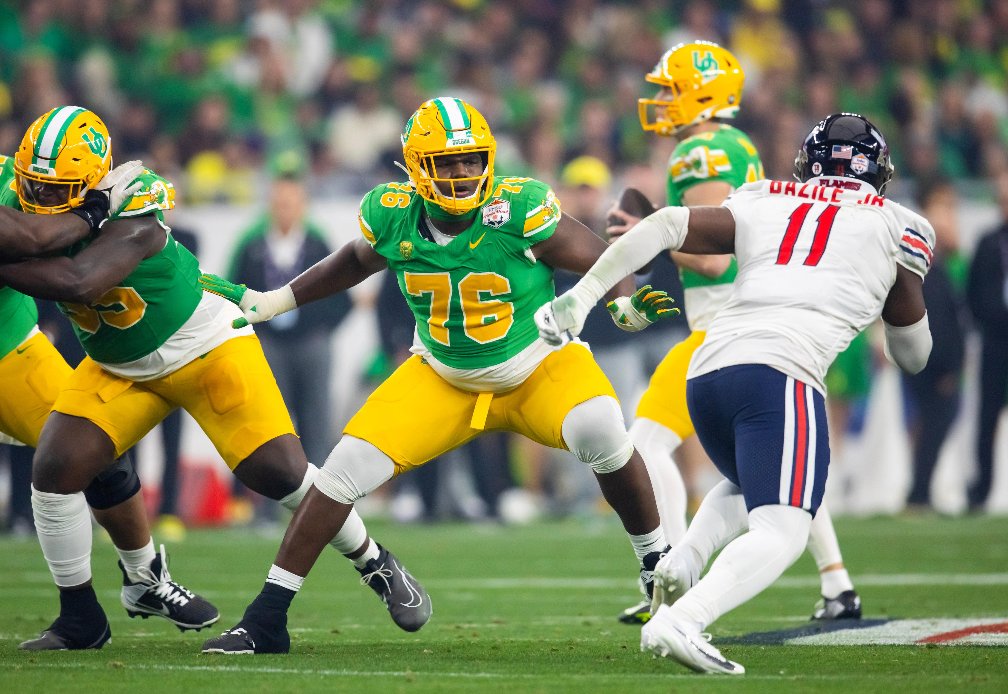 Pair of Oregon Ducks go in first round of Field Yates’ latest mock draft
