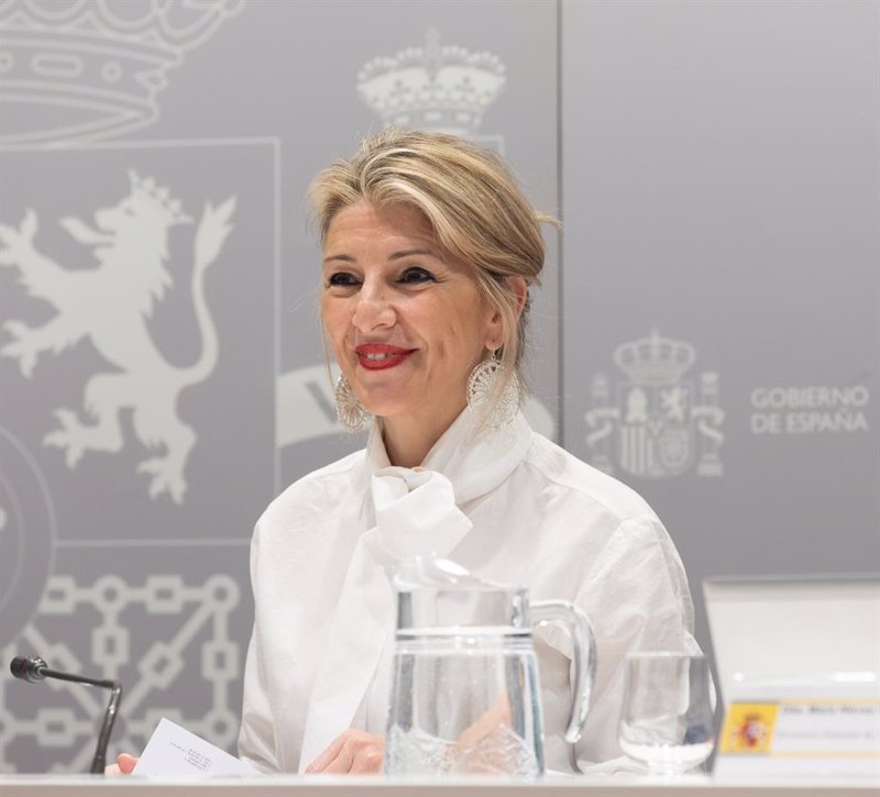 El Gobierno aprueba el anteproyecto de ley para rebajar la jornada ...