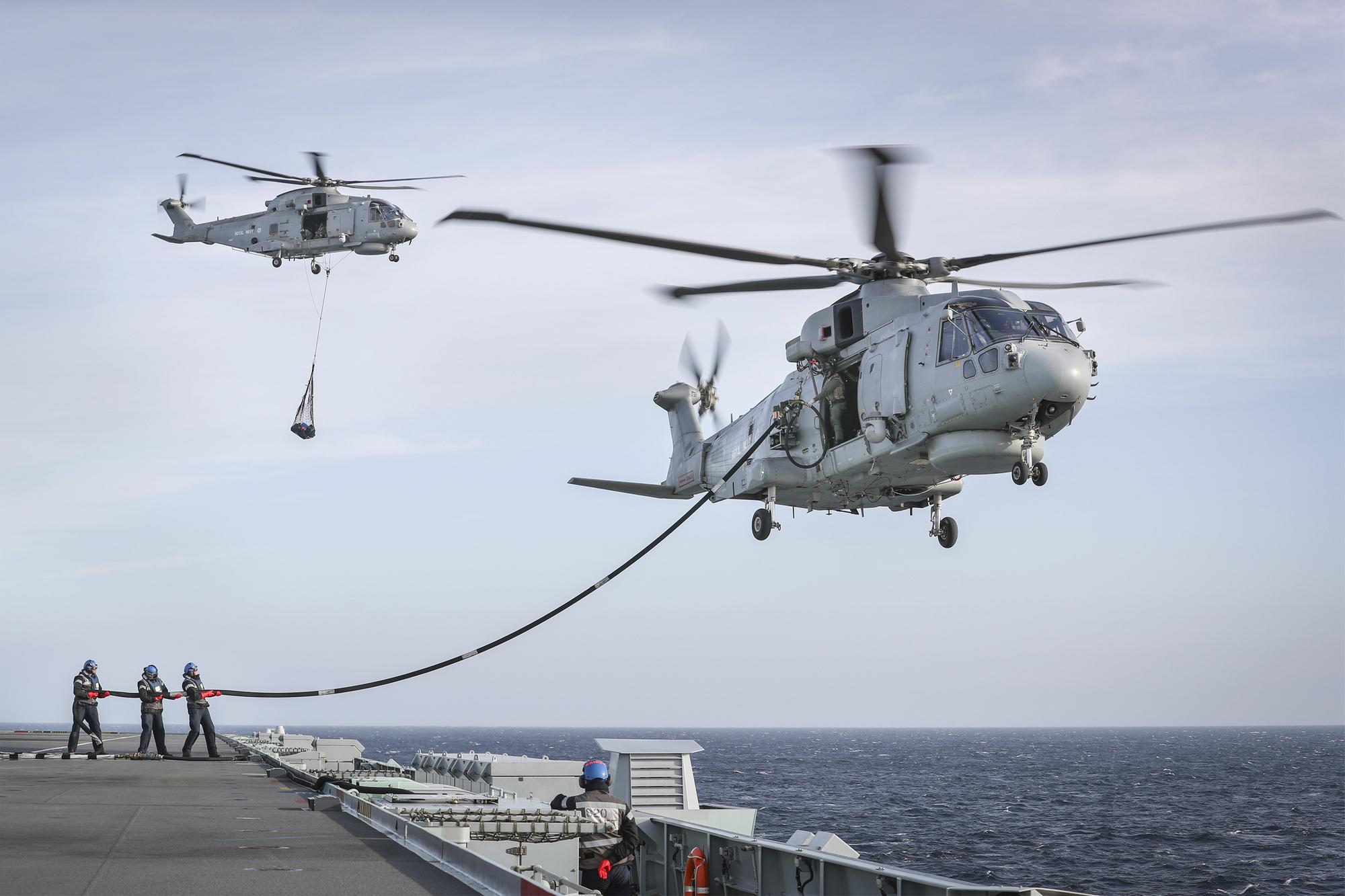 Royal Navy: Huge new deal signed to bolster "world-class Merlin ...