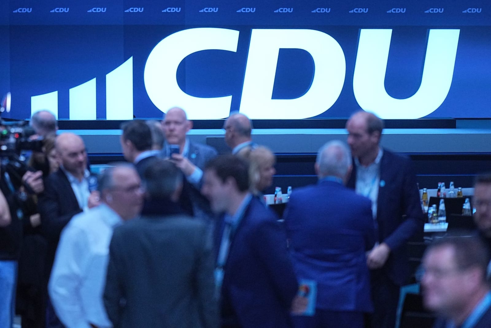 Poll finds Germany's CDU/CSU bloc falling, far-right AfD in second