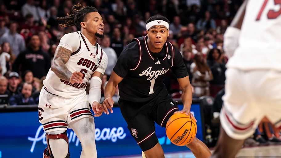 Texas A&M Guard Zhuric Phelps Named To Award Midseason Watch List