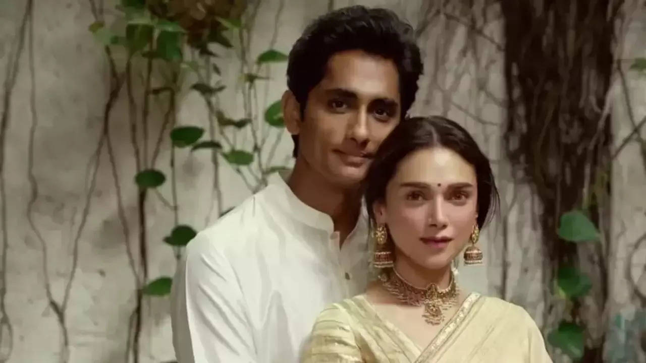 Siddharth says he would be happy to stay home if Aditi Rao Hydari ...