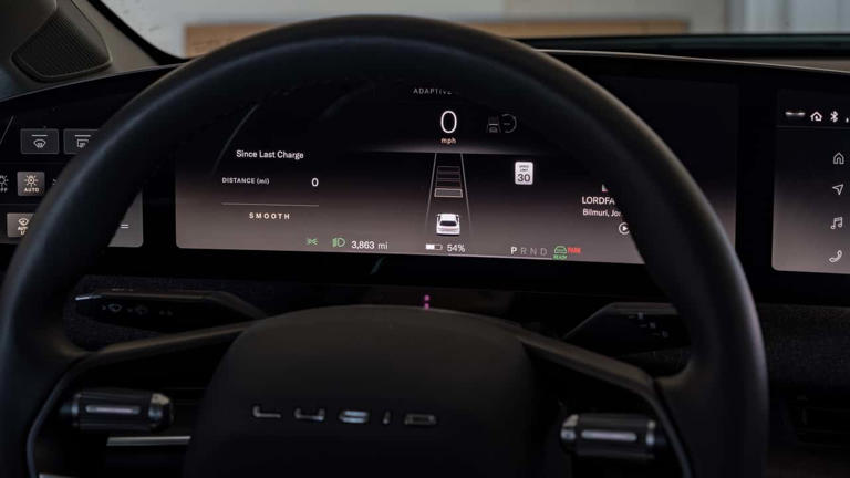 Lucid's Infotainment System Is Reinvention Done Right: Review