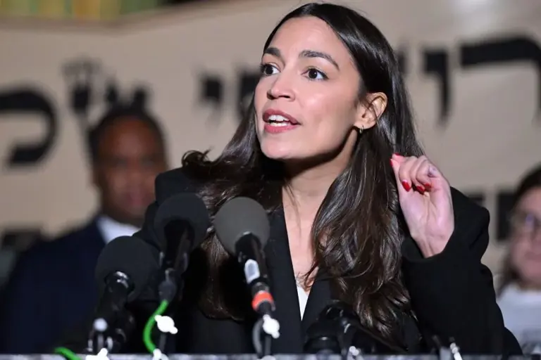 AOC slams Trump for ‘giving up his power’ to Elon Musk AOC slams Trump for ‘giving up his power’ to Elon Musk