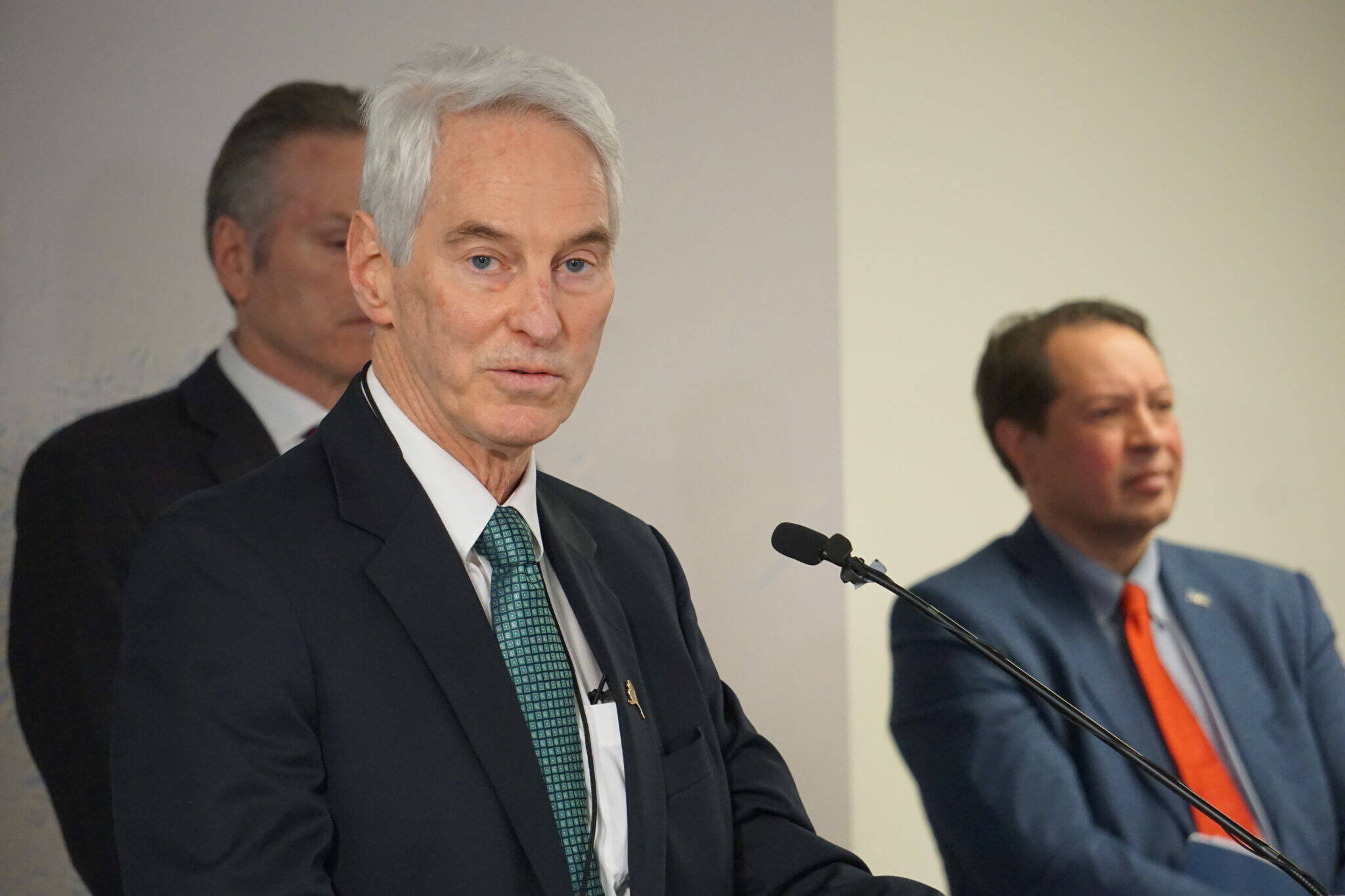 For fourth consecutive year, gas pipeline boss is Alaska’s top-paid ...