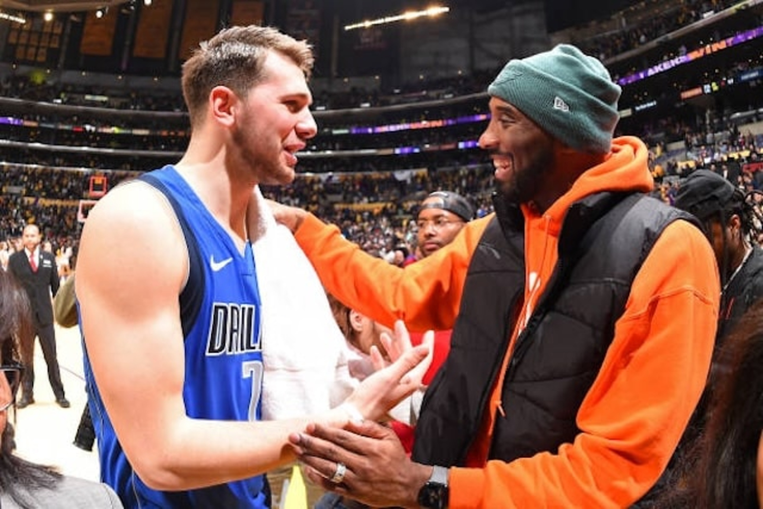 New Luka Doncic & Kobe Bryant Mural Goes Up In L.A.