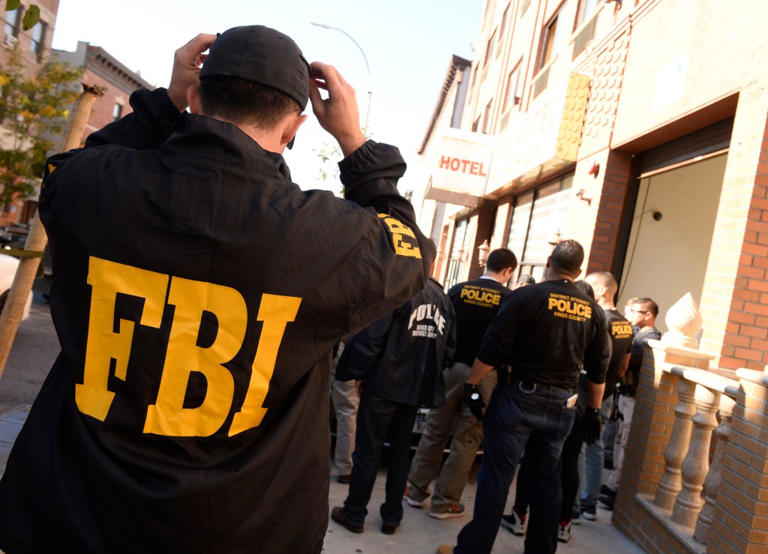 FBI agents sue to halt Trump’s DOJ from blacklisting those who worked ...