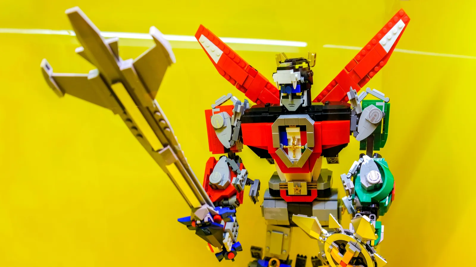 Henry Cavill Leads to Voltron Live-Action Reboot