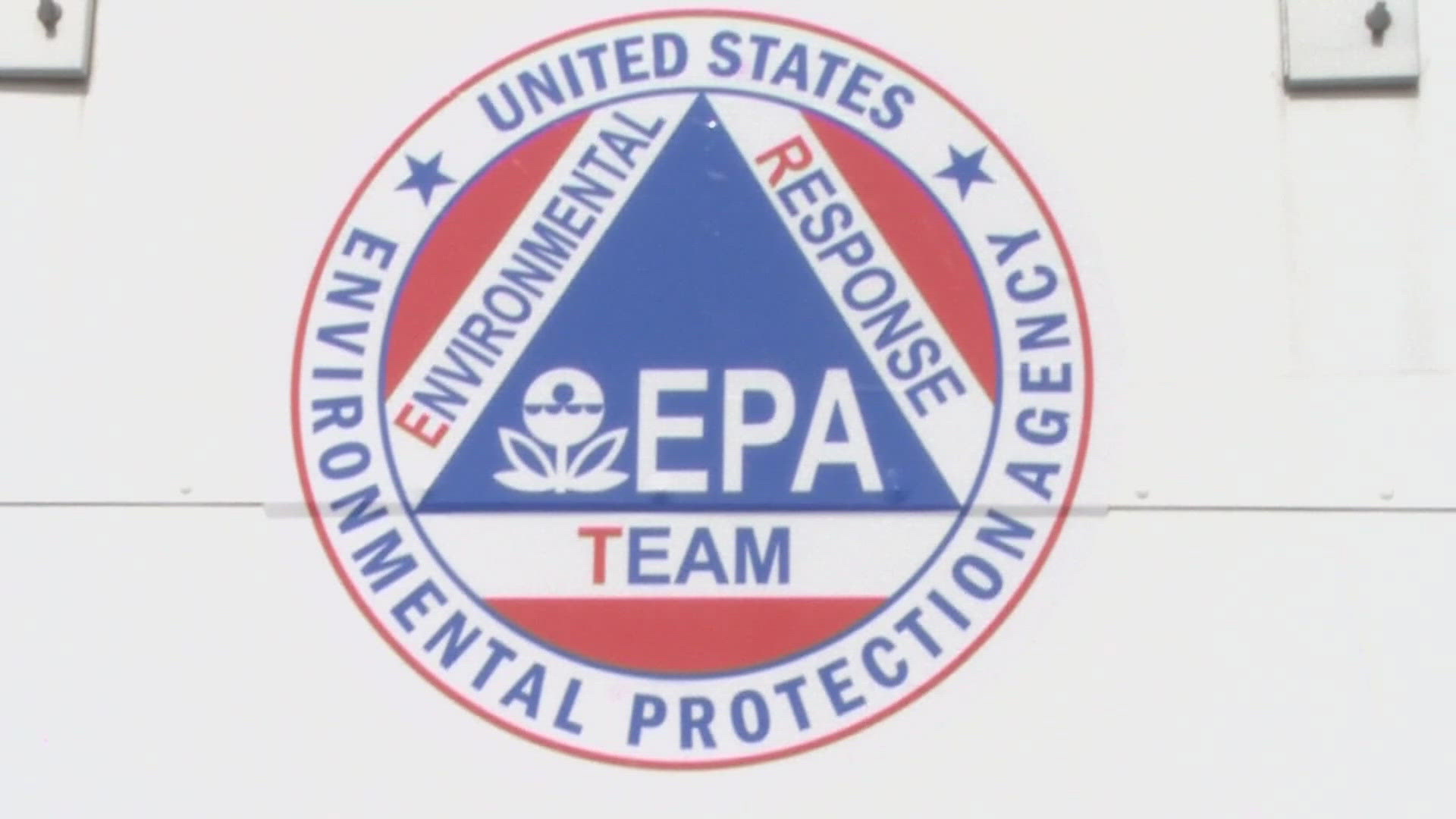 EPA chief 'encouraged' by efficiency efforts