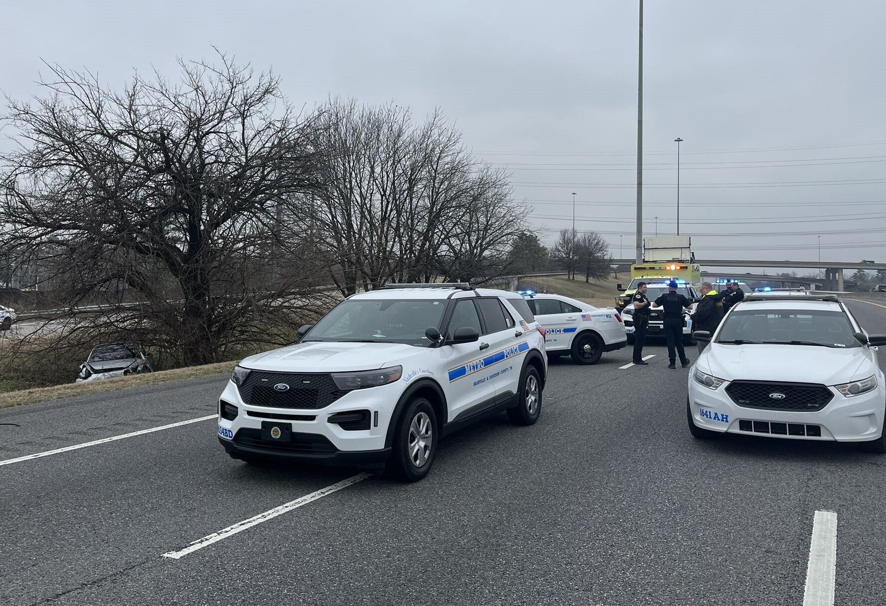 1 dead after robbery at Green Hills Mall led to shooting, crash on I-65 ...