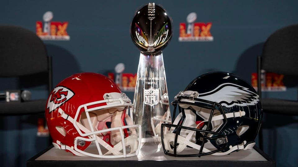 What Time Is The Super Bowl? Teams Arrive At Superdome As Kickoff Nears