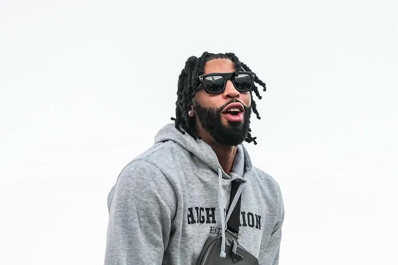 Anthony Davis fala pela primeira vez como jogador do Mavs