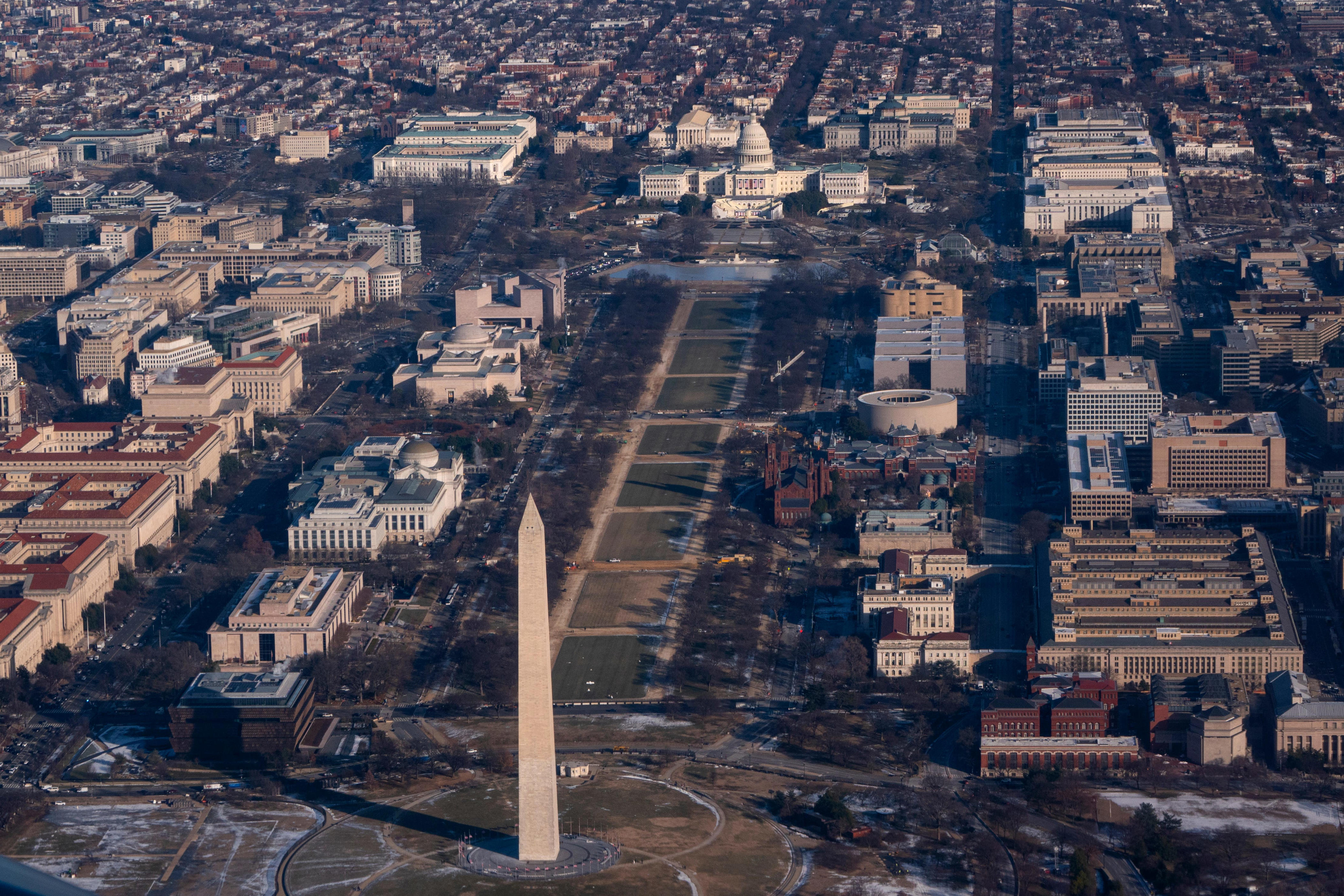 More than 20,000 federal workers accept 'buyout' offer from Elon Musk