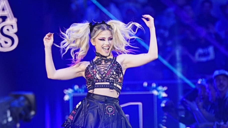 Alexa Bliss Shares Close-Up Look Of Jacket Worn For WWE Royal Rumble Return