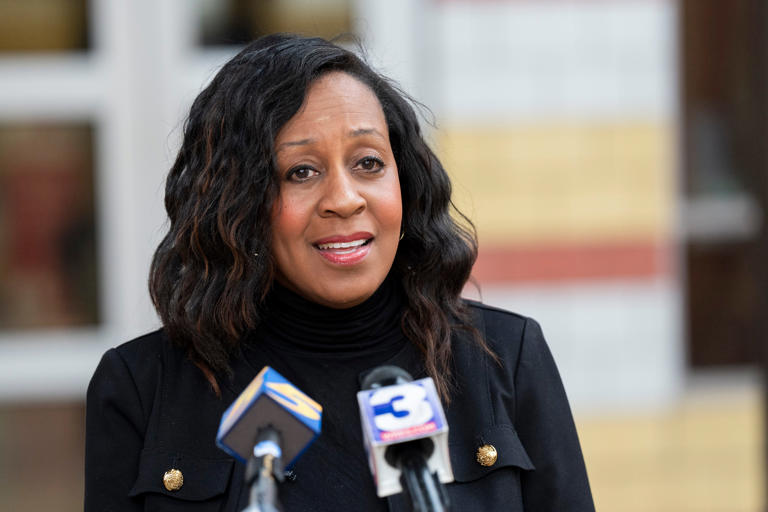 MSCS board member says she didn't know about secret discussions on ... MSCS board member says she didn't know about secret discussions on ...
