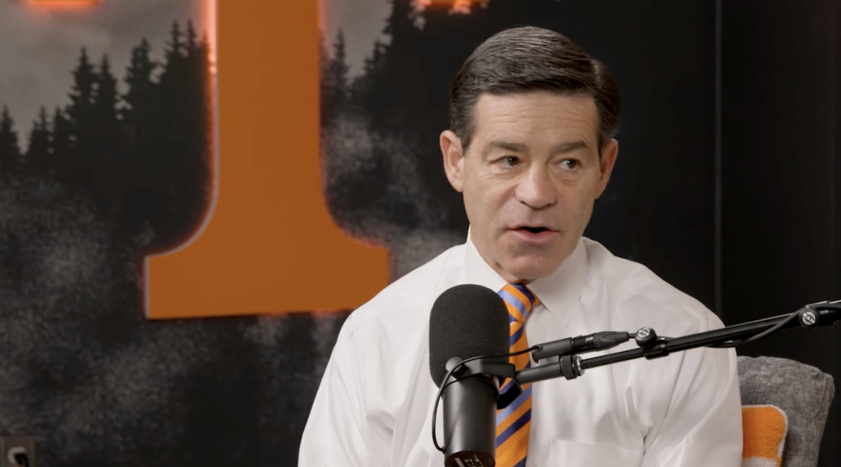 New Voice of the Vols Mike Keith posts throwback photo that old school Tennessee fans will love