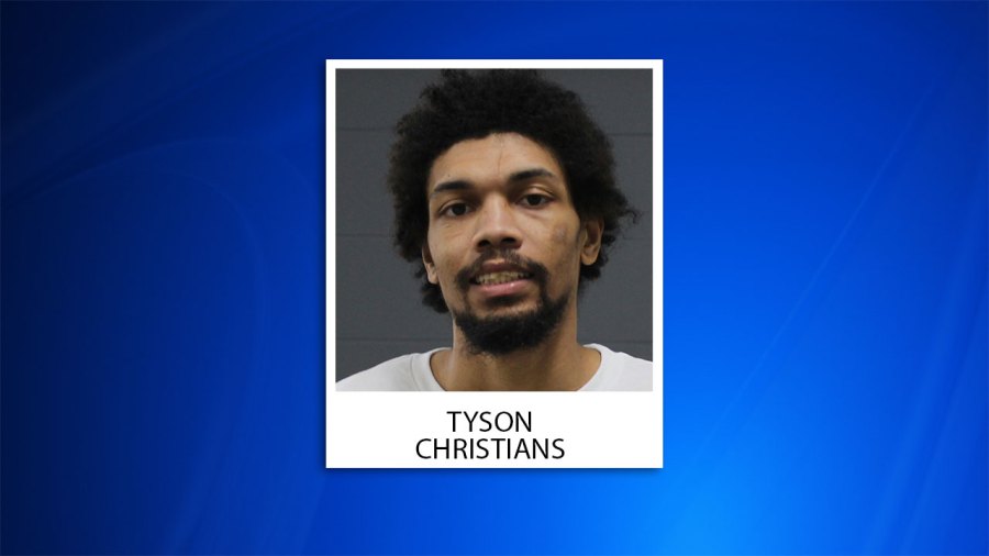 Murder suspect accused of stalking & stabbing ex girlfriend