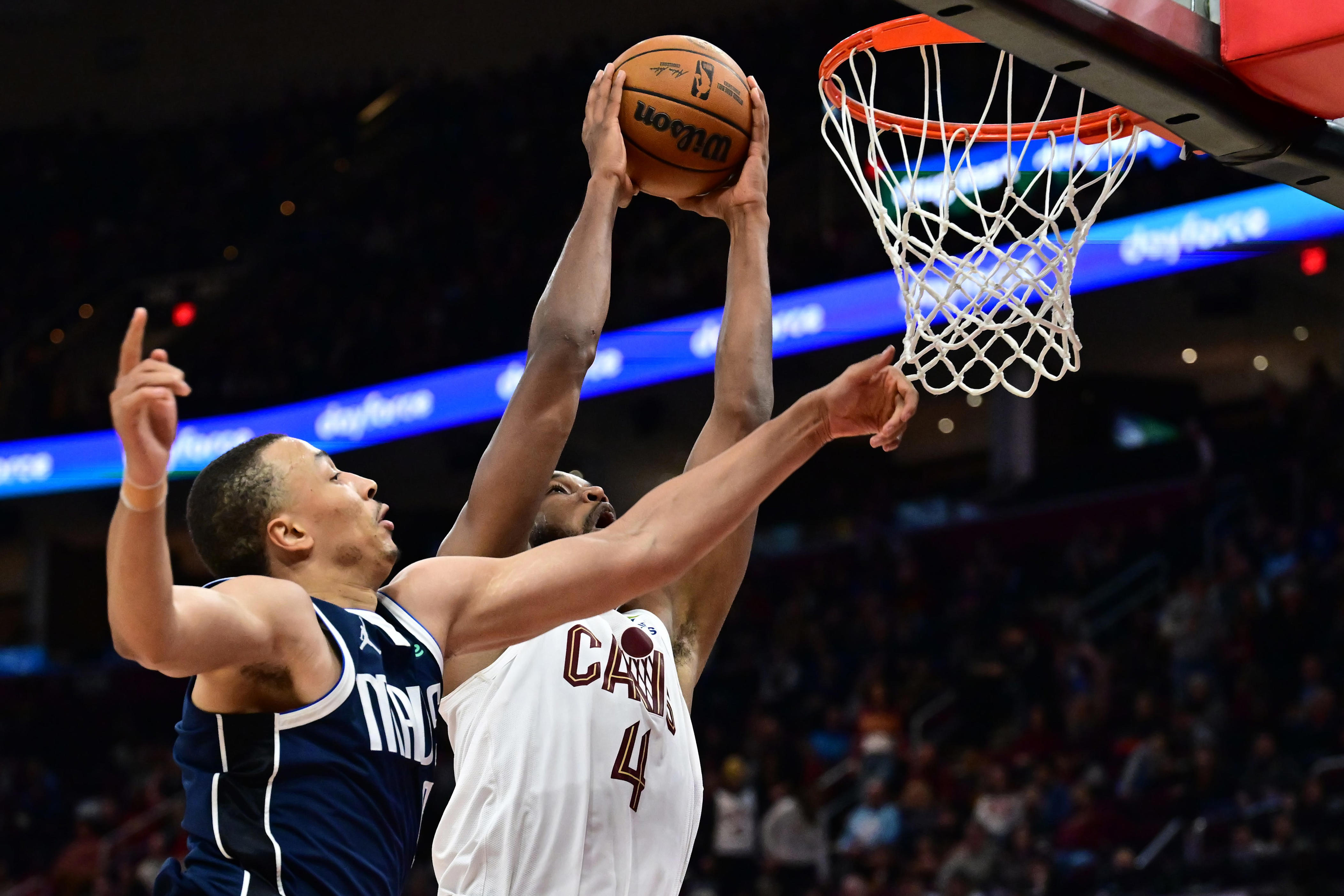 Real challenge for Evan Mobley will come in 2025 NBA playoffs