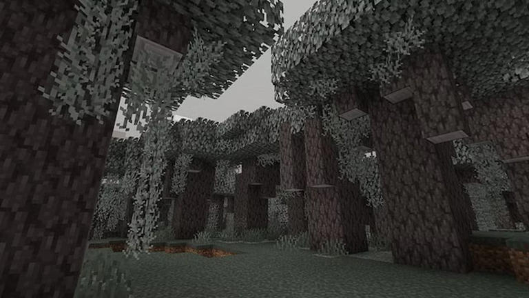 How to grow and use Pale Oak in Minecraft