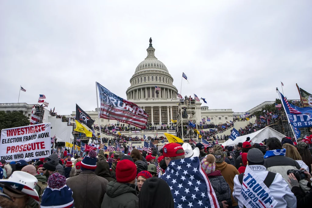 FBI agents felt like ‘pawns in a political war’ during Jan. 6 response ...