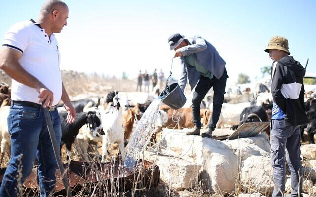 High Court orders police and IDF to again let Palestinians return to ...