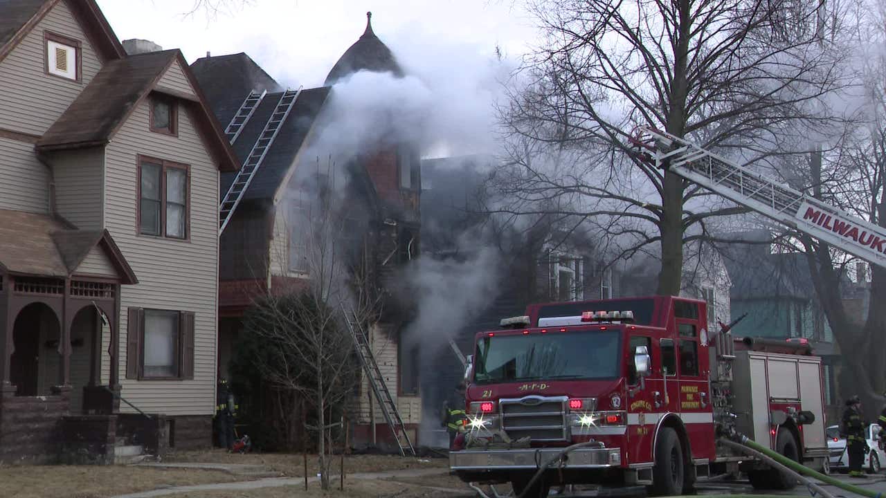 Milwaukee house fire near 1st and North; residence uninhabitable