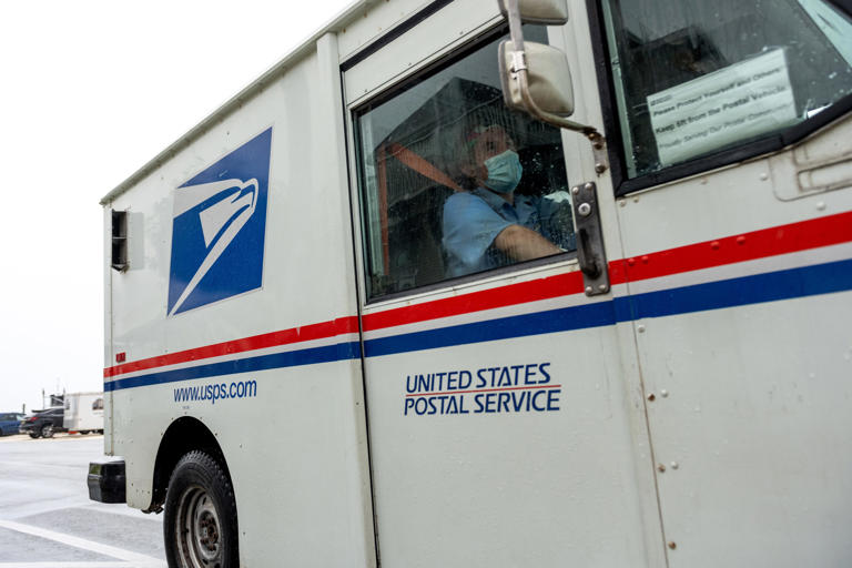 USPS temporarily stops accepting inbound packages from China and Hong Kong