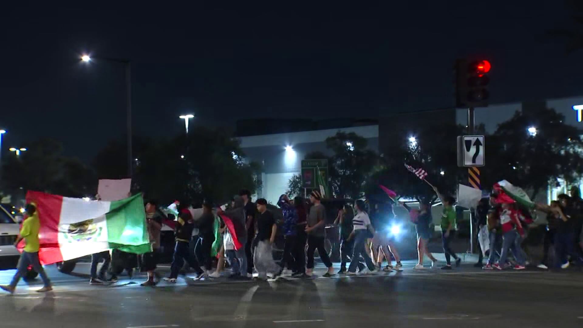 Glendale police use pepper balls to disperse immigration protesters