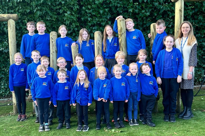 'Proud' staff and pupils celebrate 'good' Ofsted report at Derbyshire ...