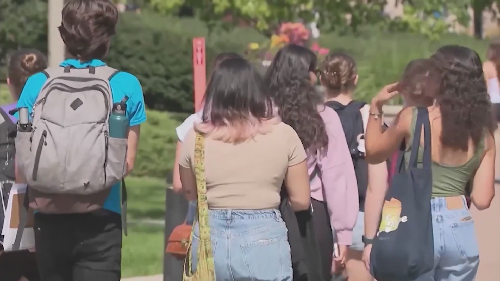 School district warns parents of dangerous “choking challenge”