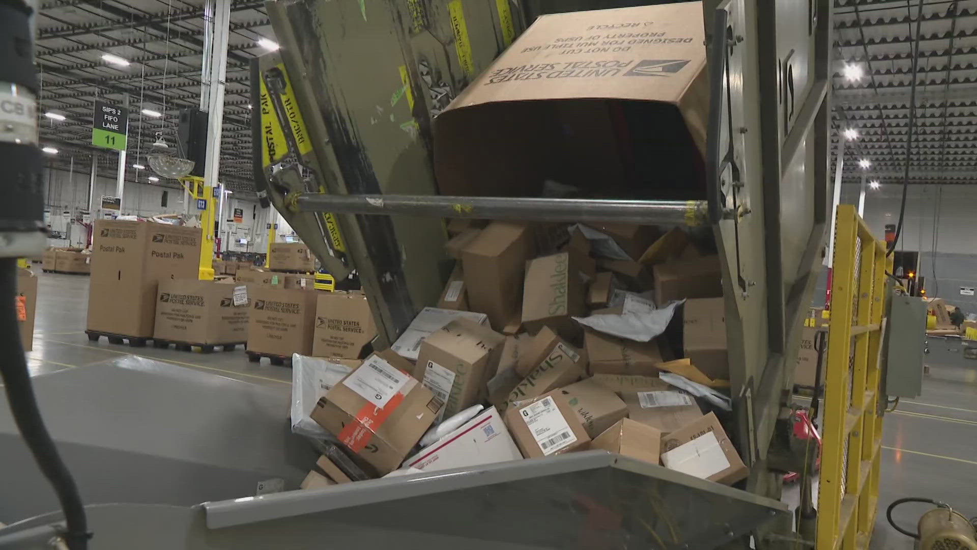 USPS suspends incoming packages from China, Hong Kong