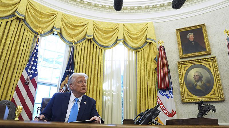 Investment banks warn: Trump tariffs could derail Europe's 2025 growth Investment banks warn: Trump tariffs could derail Europe's 2025 growth