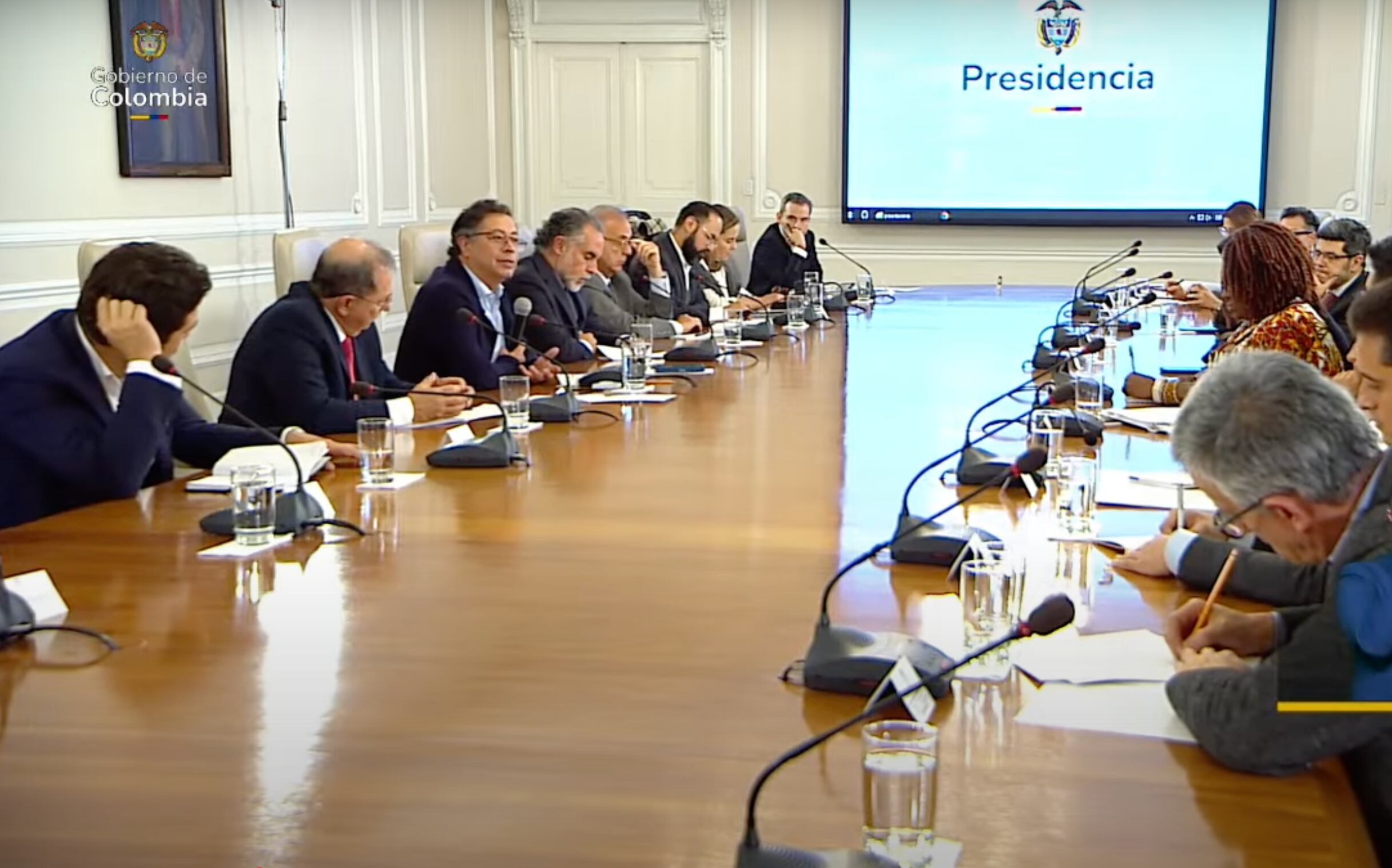 Gobierno de Petro no ha cumplido 146 de 195 compromisos hechos