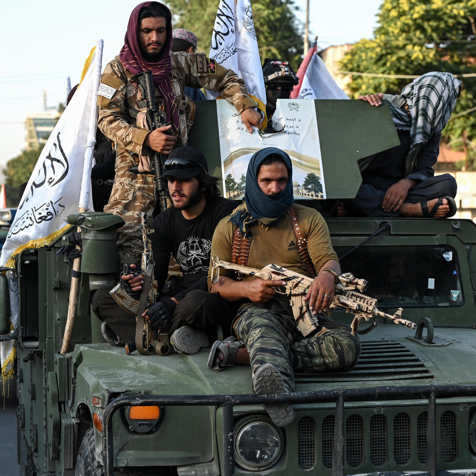 Taliban using abandoned U.S. weapons in Afghanistan